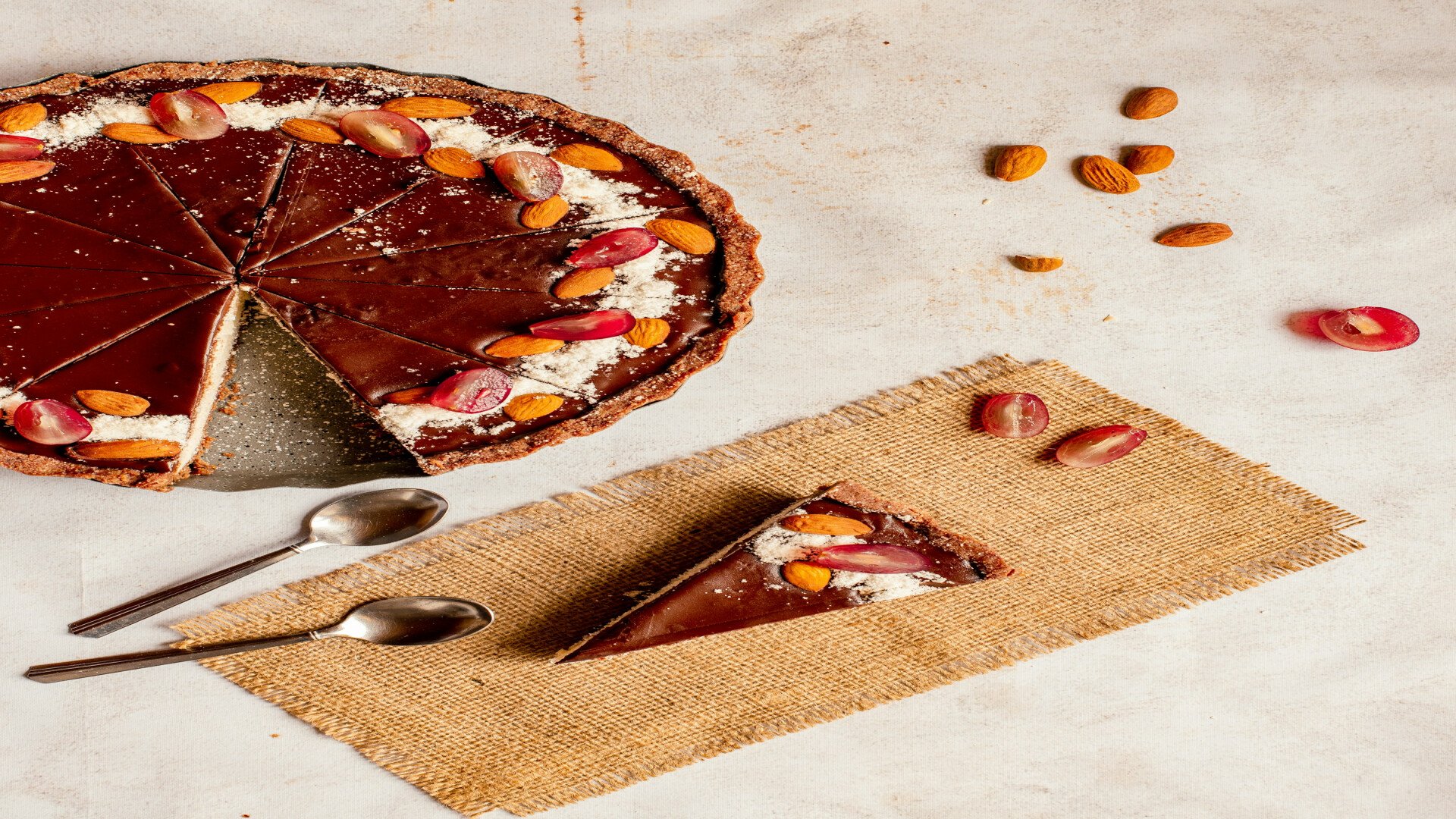 Recept - Bounty torta sa kokosom i čokoladom